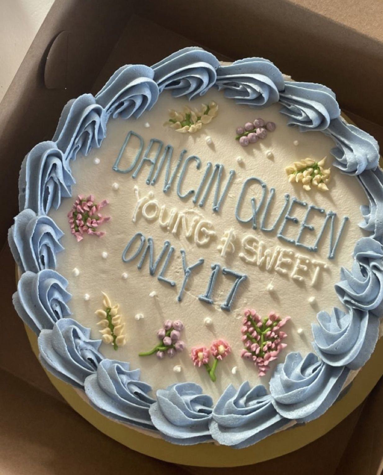 Custom Cakes That Tell a Story: From Baby Showers to Birthdays ...